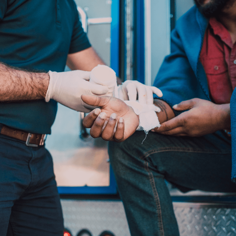 Emergency First Aid At Work Course With First Aid and Safety Training